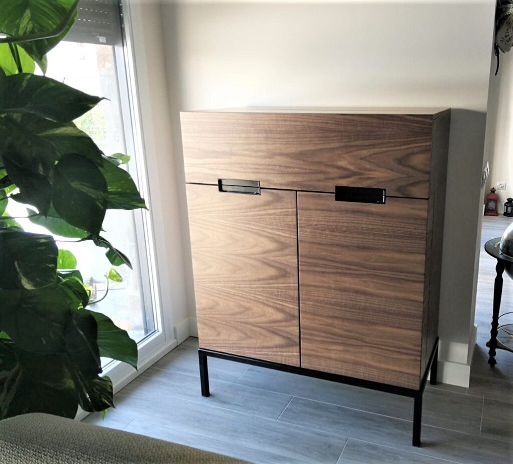 Mueble bar de diseño moderno - Xíkara